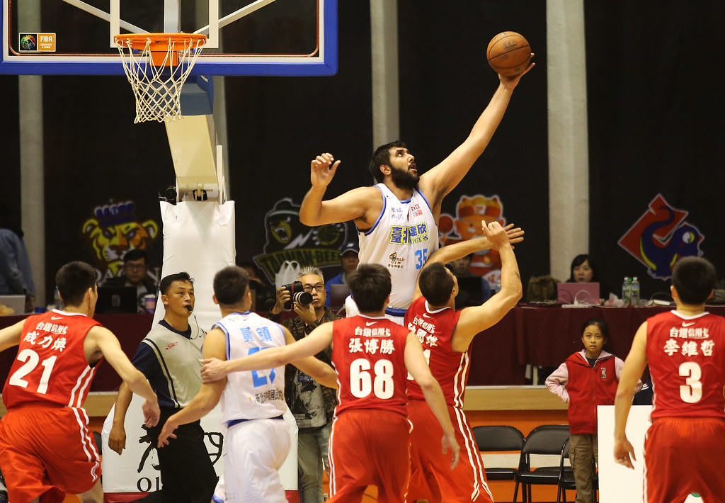 奈維爾提前犯滿 達欣2OT險勝台銀 - TSNA體育新聞團隊