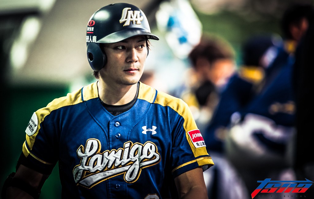 桃猿單場4轟宰獅 上半季魔術數字降為M1 - TSNA體育新聞團隊