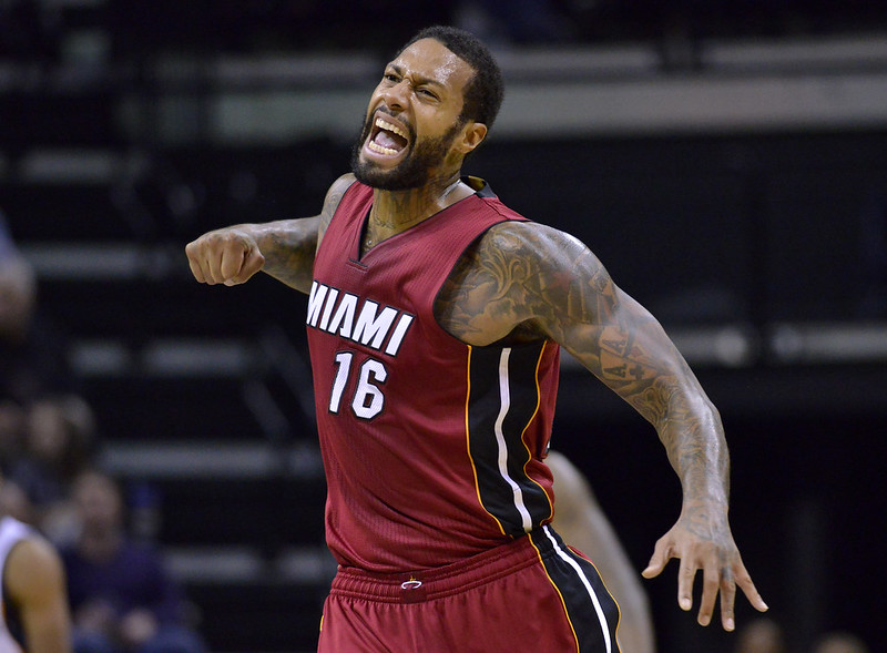 Johnson挺身而出 熱火2OT燒熔金塊 - TSNA體育新聞團隊