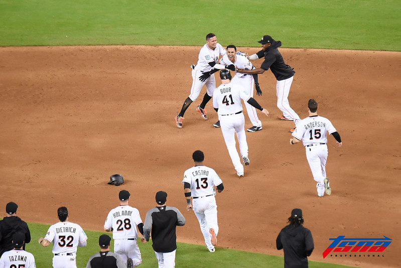 明天過生日 馬林魚Rivera敲再見安 - TSNA體育新聞團隊