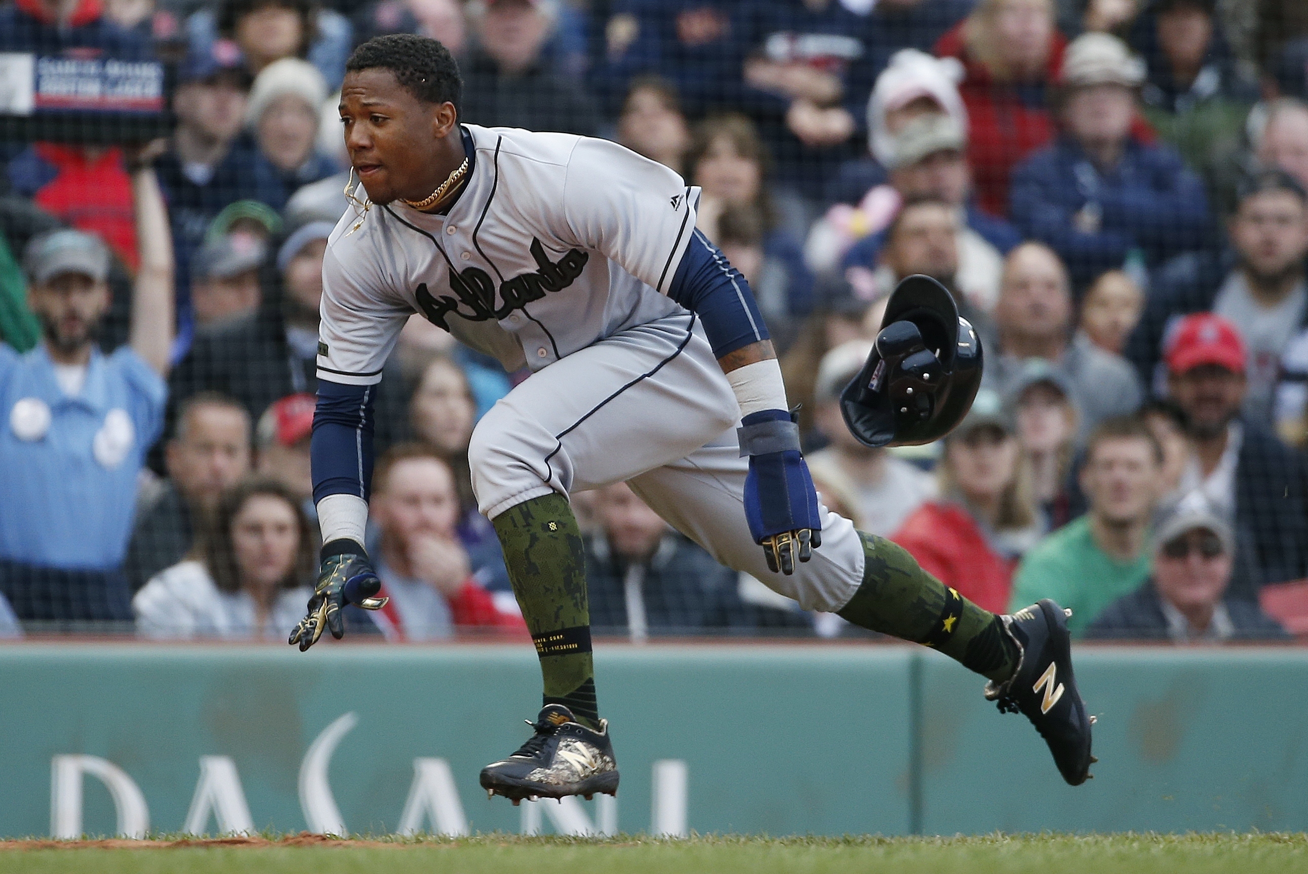 膝蓋韌帶拉傷 Acuna：還好沒更嚴重 - TSNA體育新聞團隊