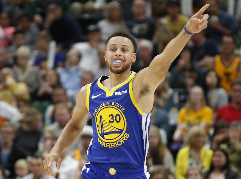 父子得分史上次高 Curry想把弟弟也加進來 - TSNA體育新聞團隊