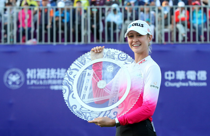 Korda稱霸裙襬搖搖 第3對LPGA冠軍姐妹花誕生 - TSNA體育新聞團隊