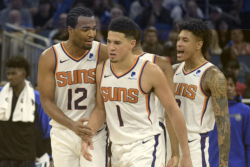 Booker領太陽7戰5勝 教頭：是球隊未來 - TSNA體育新聞團隊