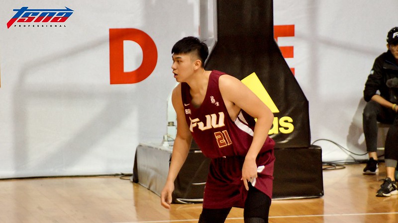 曾祥鈞直逼「雙20」 輔大一腳跨進8強 - TSNA體育新聞團隊