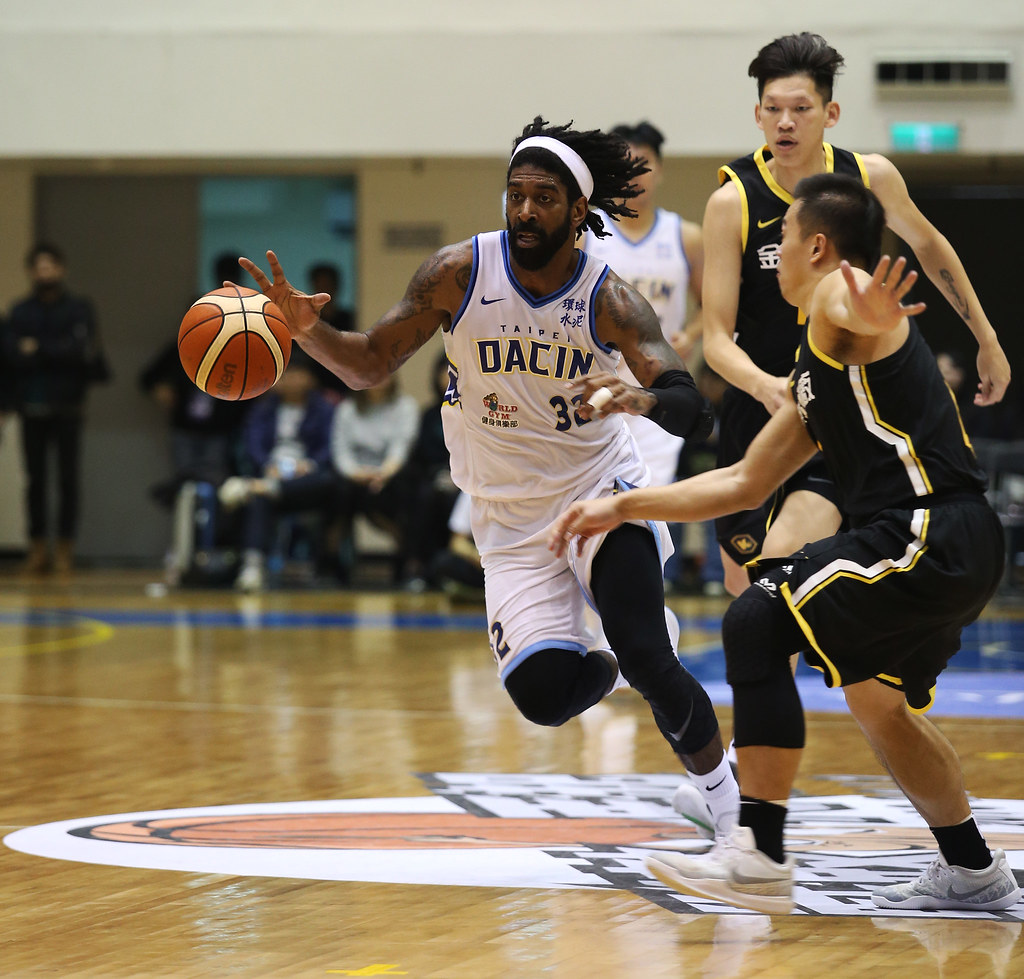 終於習慣SBL 3分線 梅奧找回NBA狀態 - TSNA體育新聞團隊