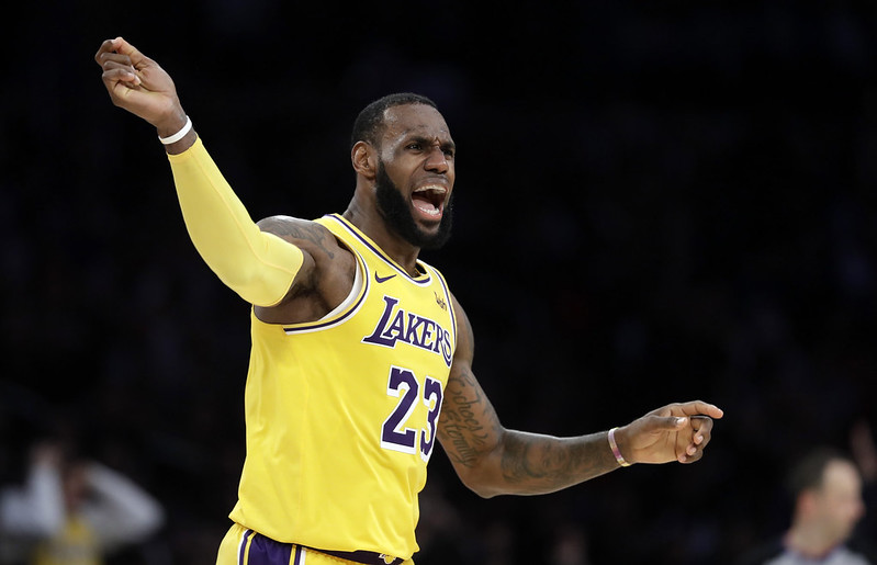 湖人能否進季後賽？ LeBron：不用想那些 - TSNA體育新聞團隊
