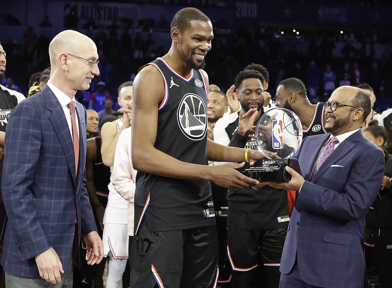 領軍率LeBron隊逆轉勝 KD：可回隊吹噓 - TSNA體育新聞團隊