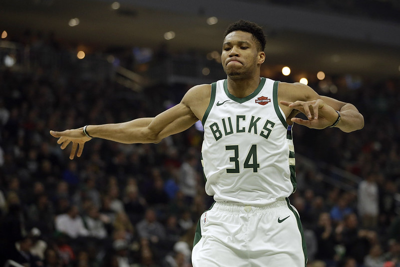 公鹿大勝快艇 Rivers：給Antetokounmpo的生日禮 - TSNA體育新聞團隊