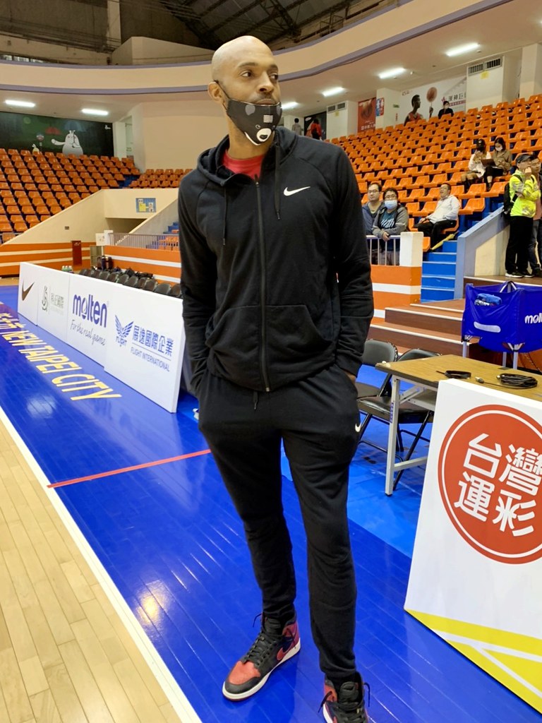 應是最後1年 戴維斯想在璞園退休 - TSNA體育新聞團隊