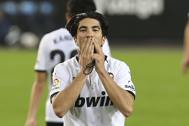 Soler罰球帽子戲法 瓦倫西亞大勝皇馬 - TSNA體育新聞團隊