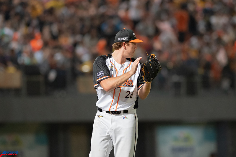 泰迪7局狂飆12K 林立首度外野出賽 - TSNA體育新聞團隊