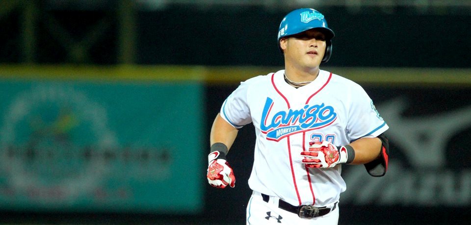 陳俊秀關鍵三分砲 鄭承浩暌違近2年奪勝 - TSNA體育新聞團隊