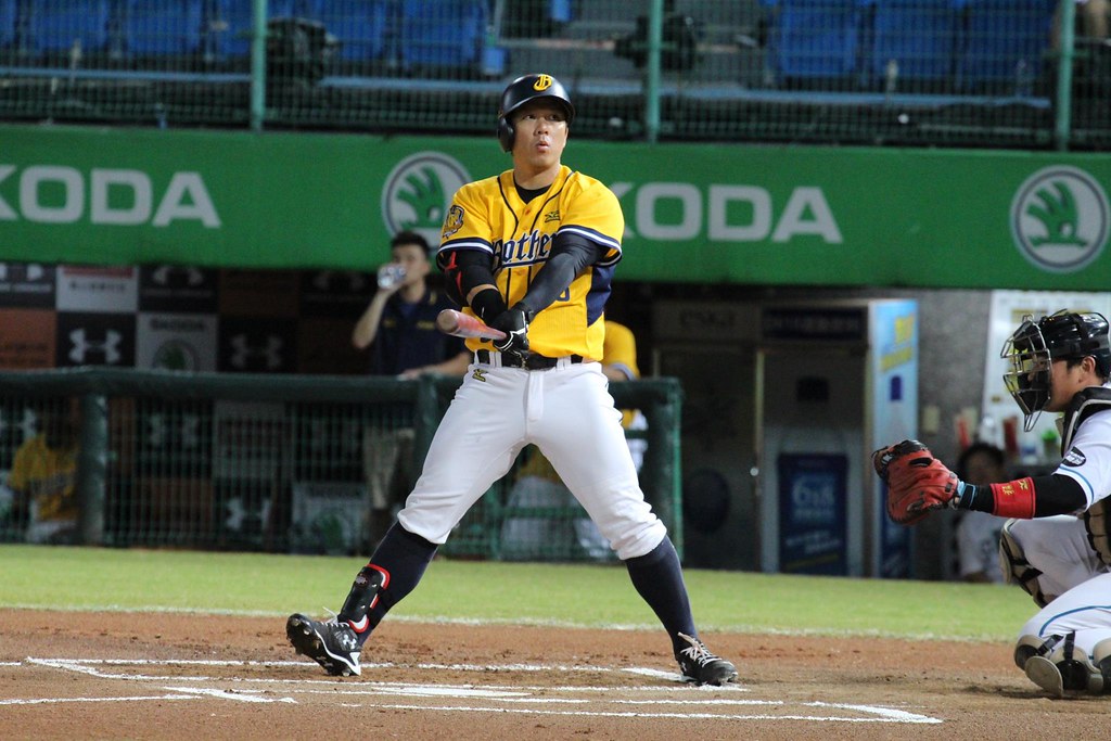 兄弟打線爆發 15安擊破義大連勝氣勢 - TSNA體育新聞團隊