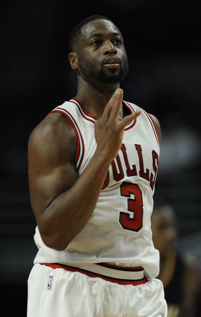 Wade致勝三分砲 公牛主場撞翻綠衫軍 - TSNA體育新聞團隊