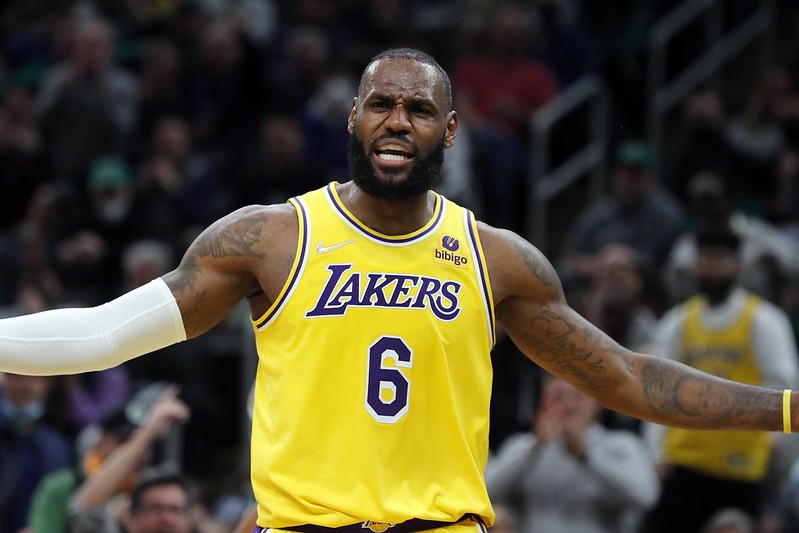 LeBron James生涯第100次大三元 湖人隊還是輸給灰熊 - TSNA體育新聞團隊
