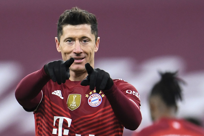 Lewandowski單一年度43進球 破德甲49年老紀錄 - TSNA體育新聞團隊