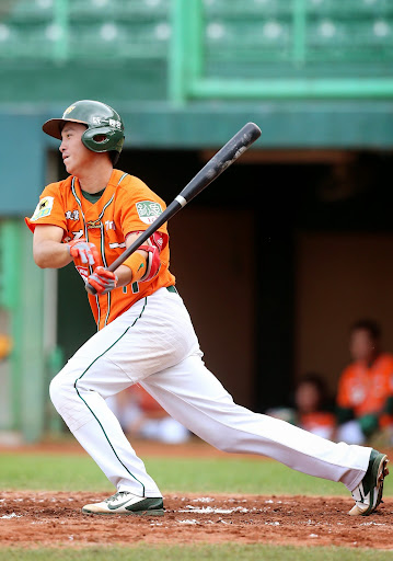 買嘉儀再見全壘打 義大8比9敗給統一 - TSNA體育新聞團隊