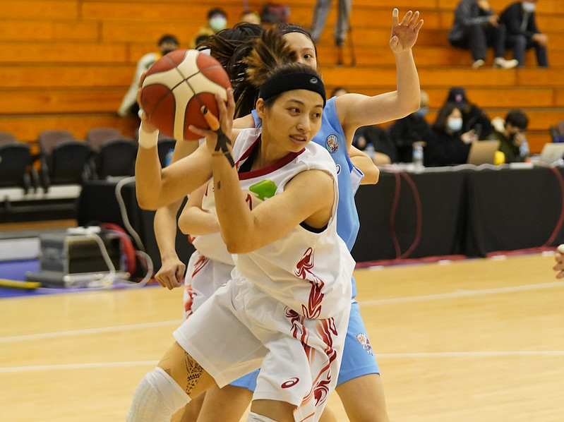 《WSBL》大物新人徐玉蓮14投全中 國泰大勝台電收二連勝 - TSNA體育新聞團隊