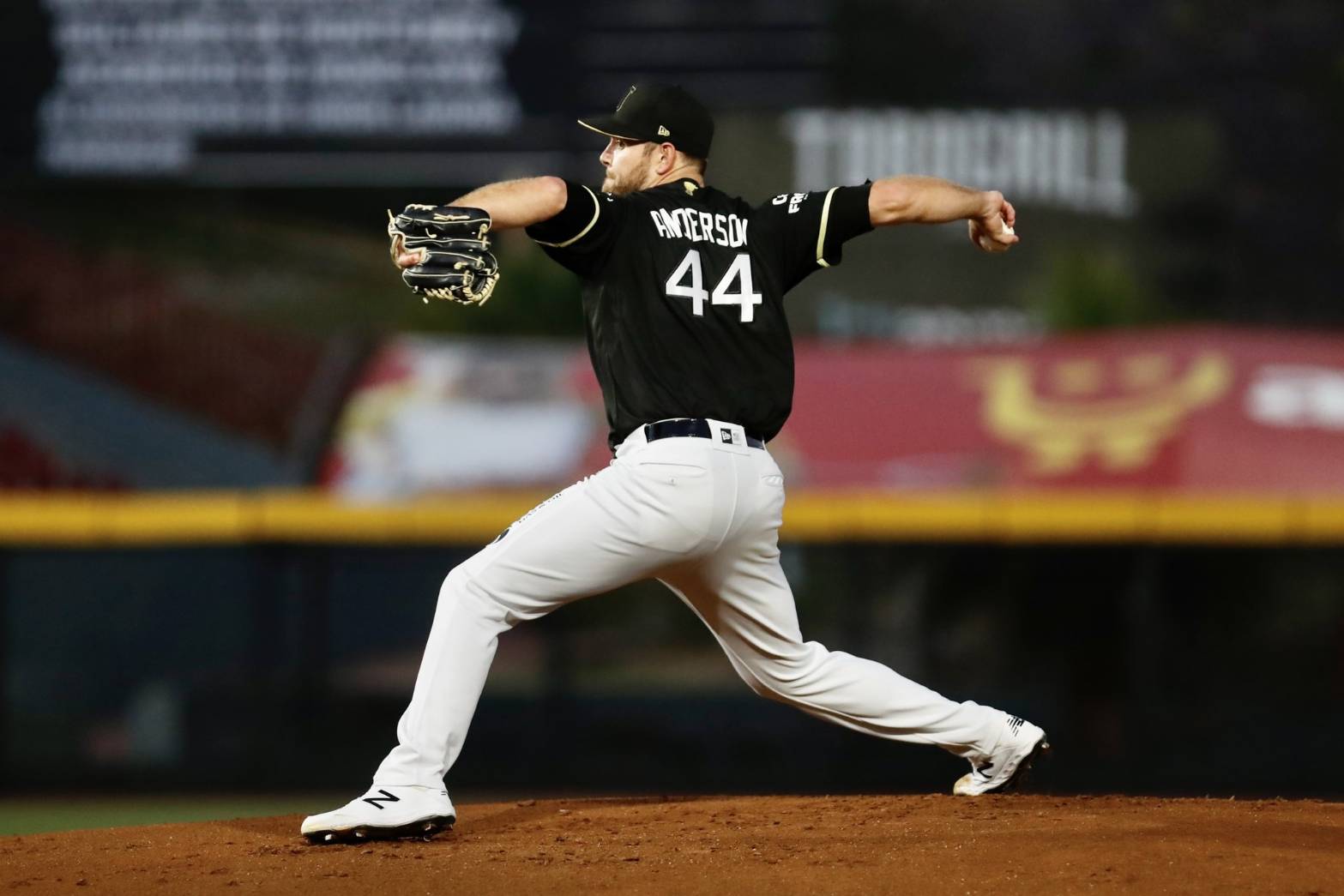 富邦悍將簽下投手Tanner Anderson 3年大聯盟資歷 - TSNA體育新聞團隊