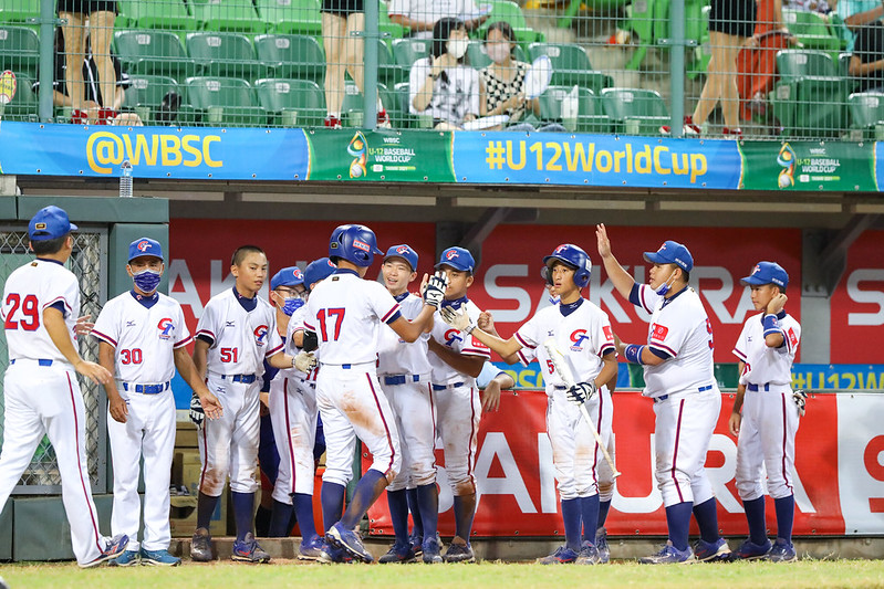 U12》「機關槍打線」發威 中華小將16比1扣倒多明尼加 - TSNA體育新聞團隊