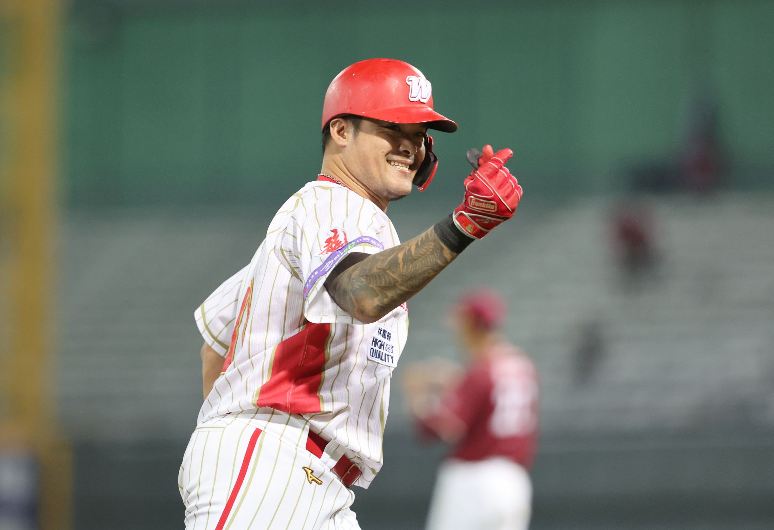 影／林智勝298轟出爐！300轟倒數2轟 今年9轟8月4轟預約MVP - TSNA體育新聞團隊