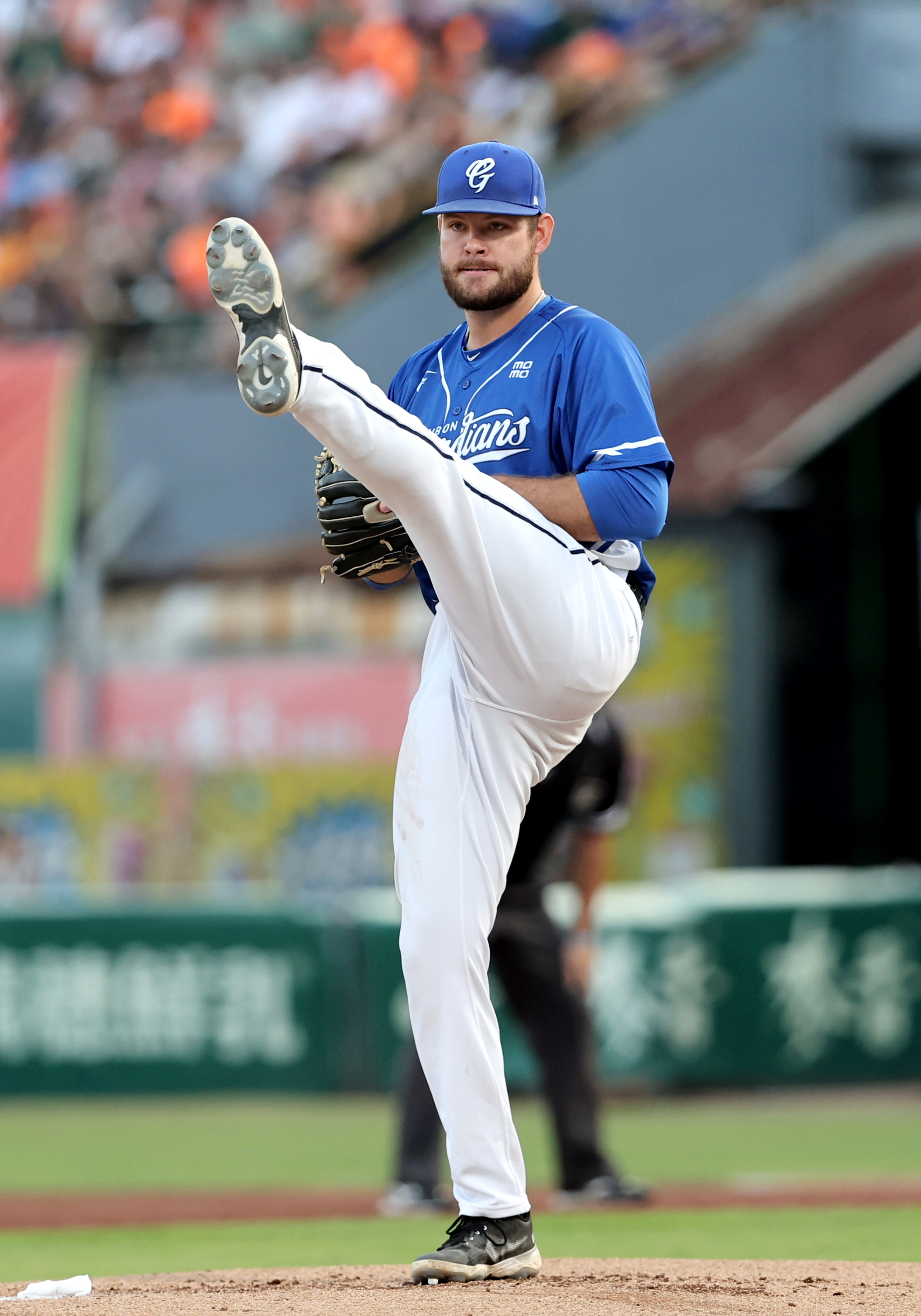 在潘武雄引退賽拿勝投 安得勝：很高興成為引退賽的一部分 - TSNA體育新聞團隊