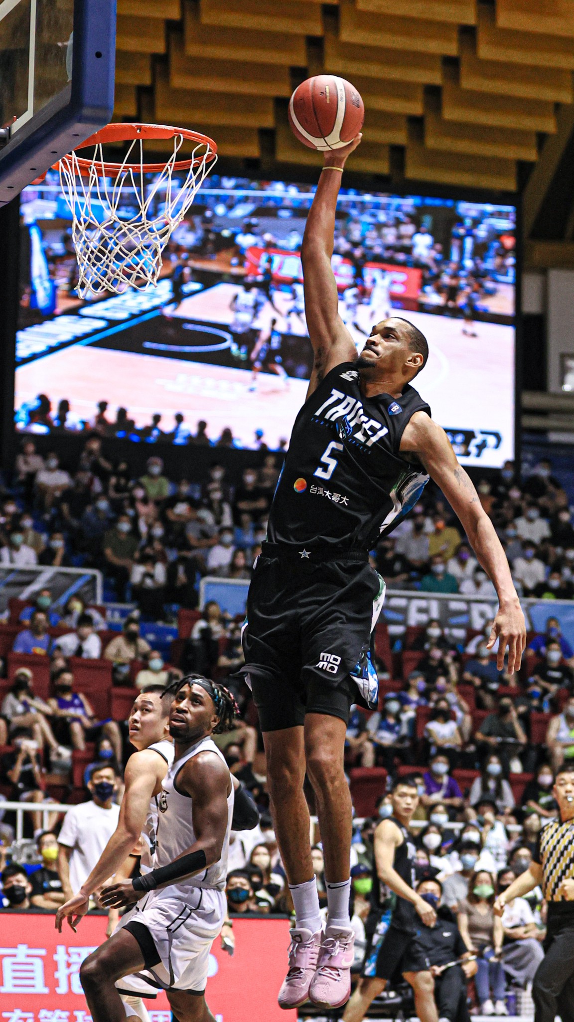 談太太感性哽咽 強森吃驚林志傑成就 - TSNA體育新聞團隊