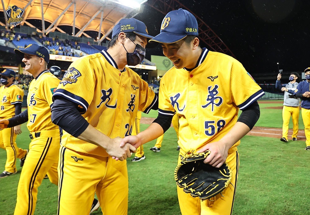 連續解決8、9局無失分 呂彥青：比我去年先發還刺激 - TSNA體育新聞團隊