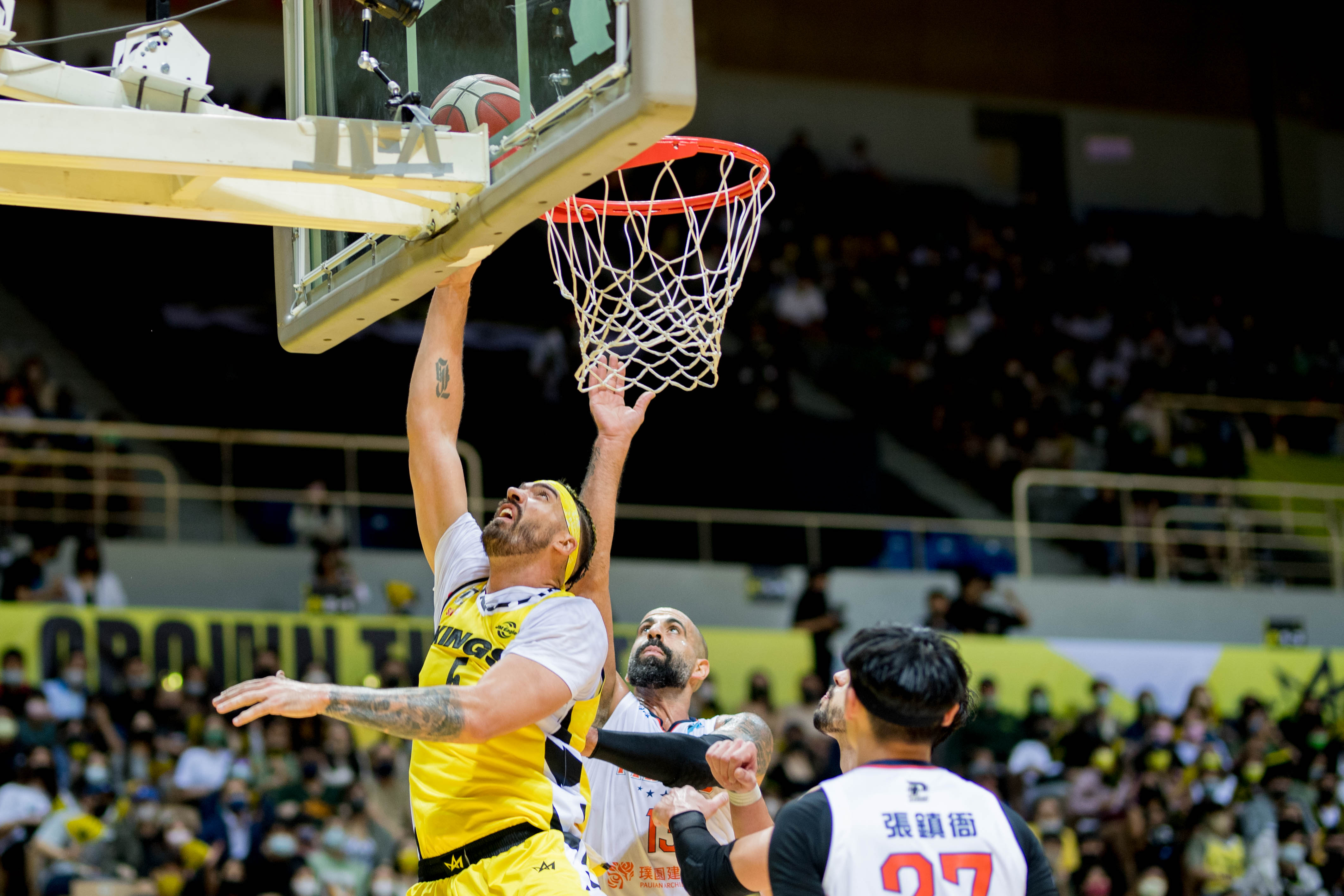 50天瘦20公斤 穆倫斯轟27分16籃板 - TSNA體育新聞團隊