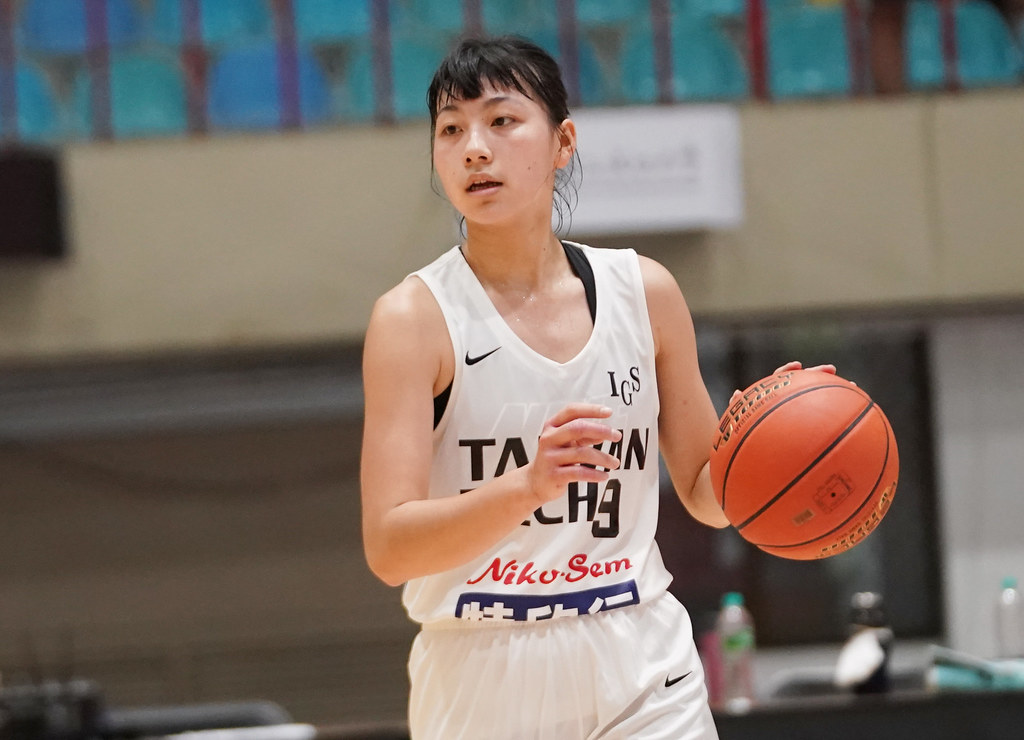 陳芷英雙20搭李若瑋全能表現 臺科賞清大開季3連敗 - TSNA體育新聞團隊