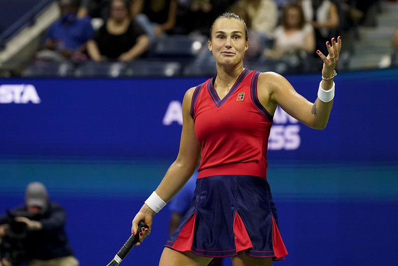 WTA年終賽準決賽 前現任球后Swiatek、Sabalenka對決 - TSNA體育新聞團隊