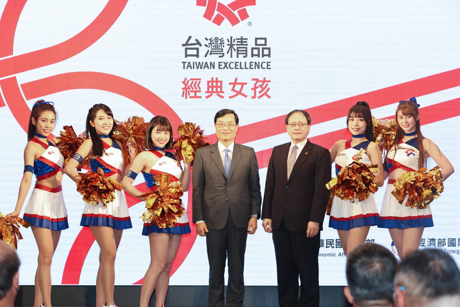 WBC》緊急通知！峮峮身體不適26日無法應援 要看峮峮只有在正式比賽 - TSNA體育新聞團隊