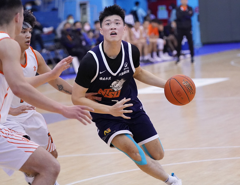 陳冠中回歸繳17分 國體退文化收第2勝 - TSNA體育新聞團隊