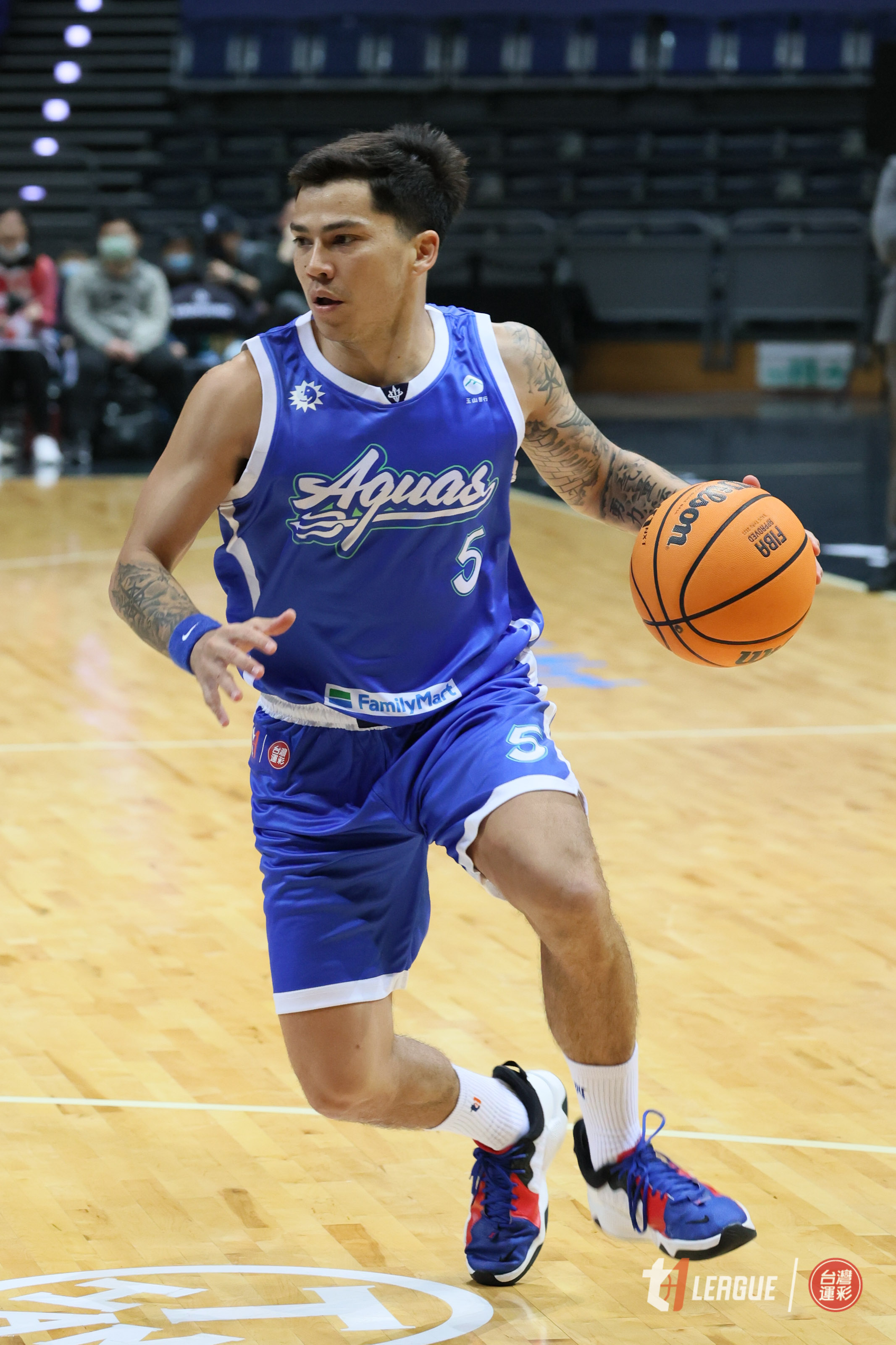 海神擋住太陽反撲2連勝 布銳克曼16分17助攻8籃板 - TSNA體育新聞團隊