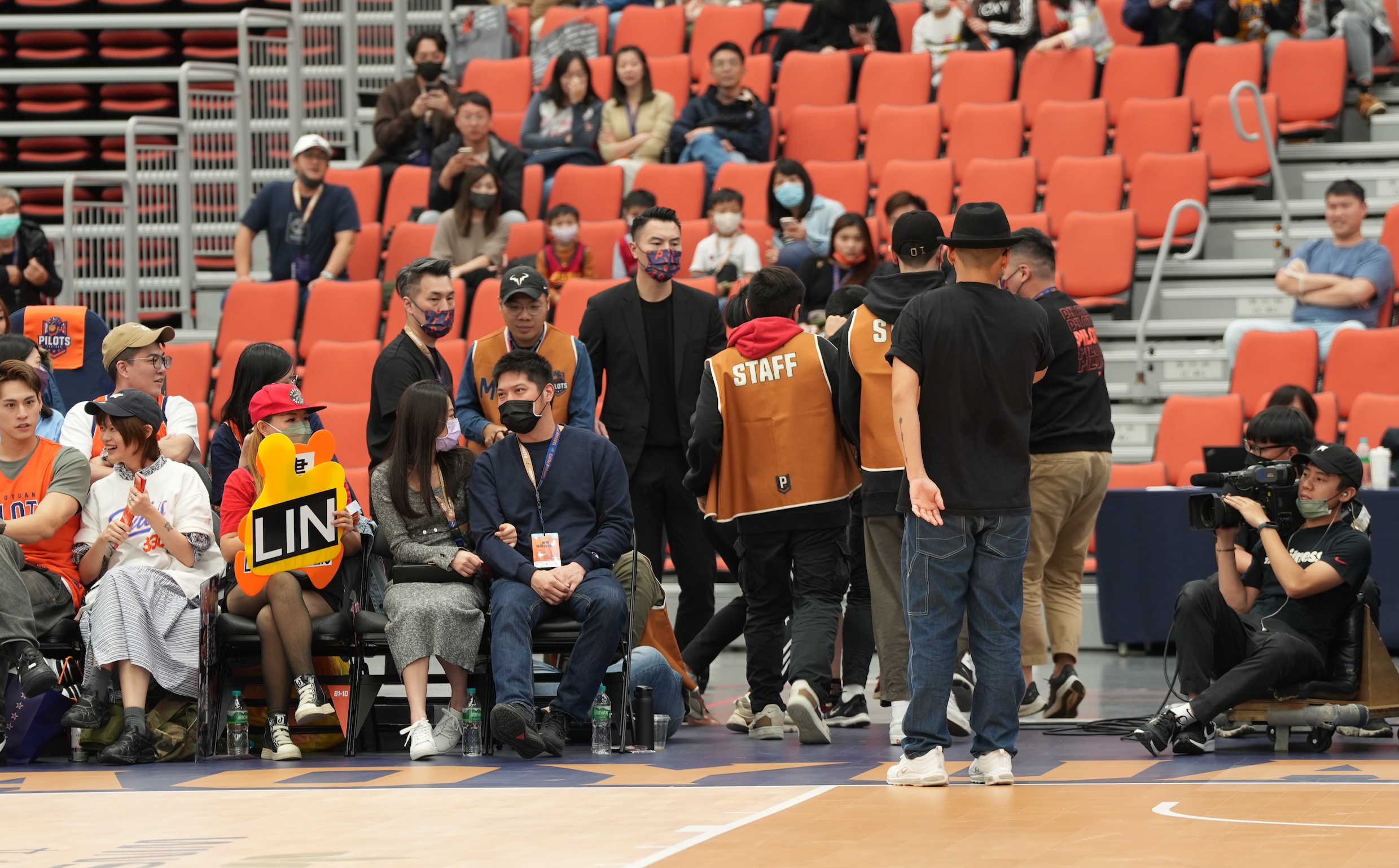 觀眾亂入 PLG聯盟：決定該球迷終生不得進入PLG各個場館看球 - TSNA體育新聞團隊