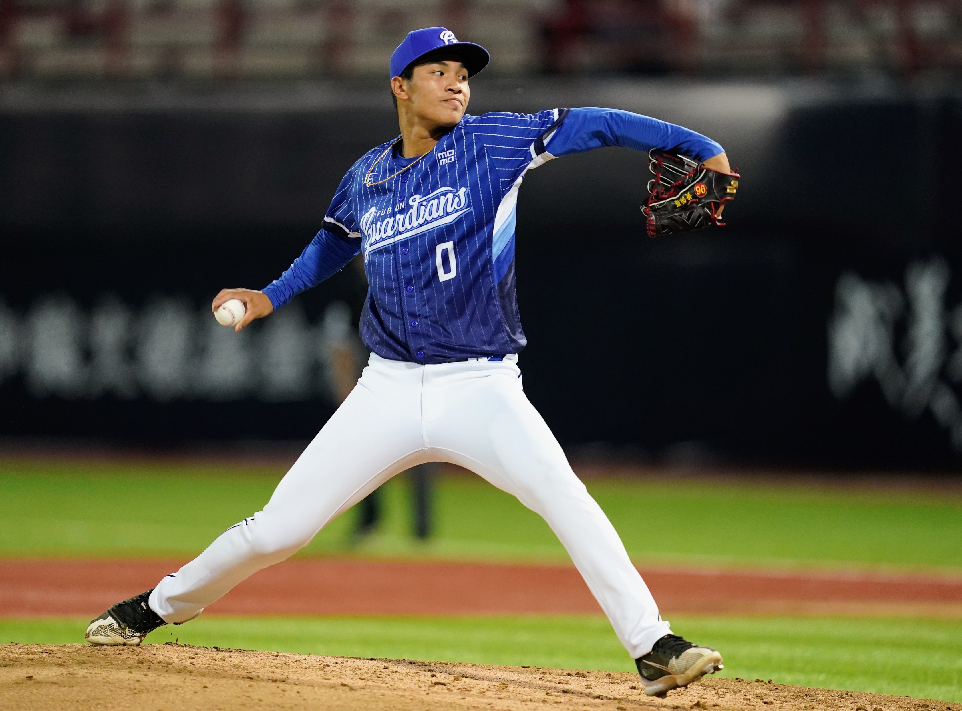 影/黃保羅生涯初登板嚐震憾教育 投不滿2局丟5分 - TSNA體育新聞團隊