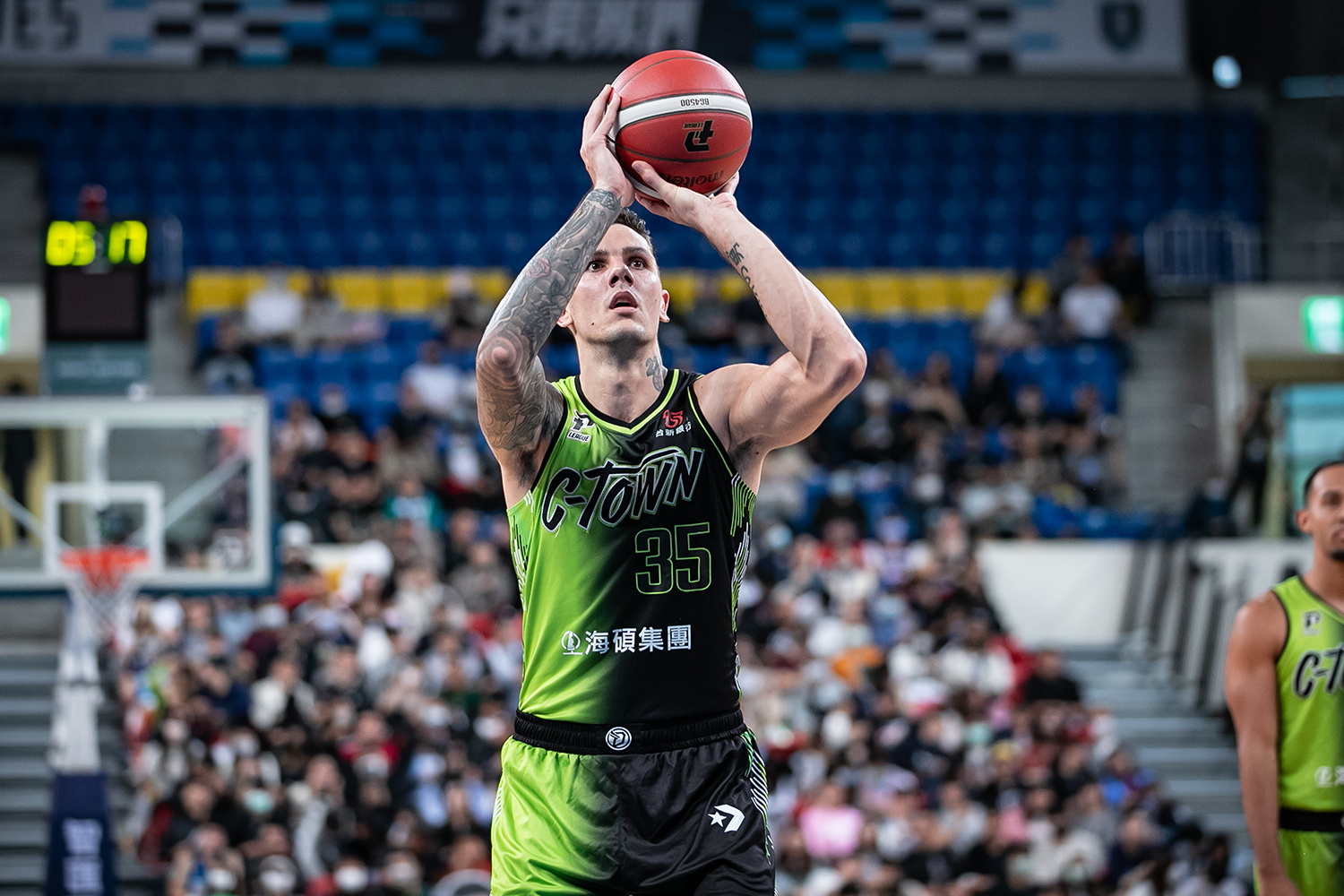 卡拉曼36分20籃板 夢想家保住第4 - TSNA體育新聞團隊