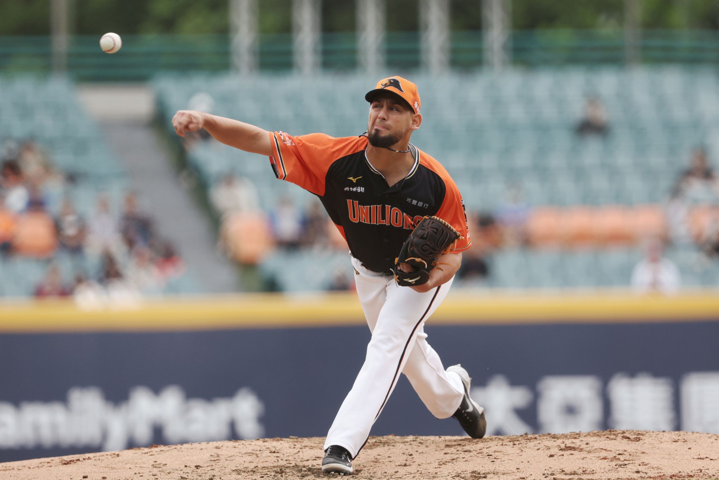 統一驚險收勝悍將淘汰指數剩3 林岳平：多虧8下的4分 - TSNA體育新聞團隊