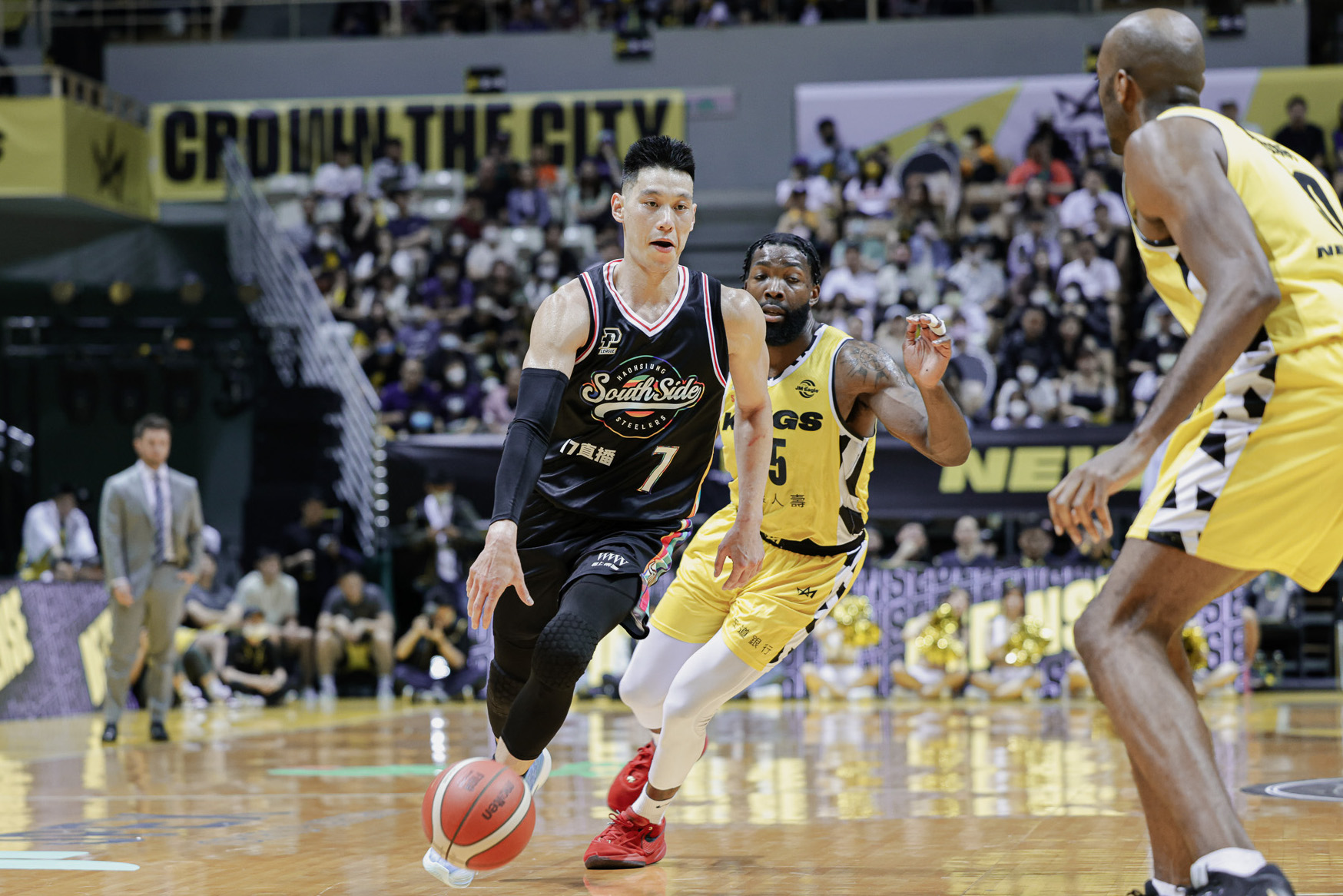 林書豪連續五週獲單週MVP 鋼鐵人剩3場拚季後賽 - TSNA體育新聞團隊