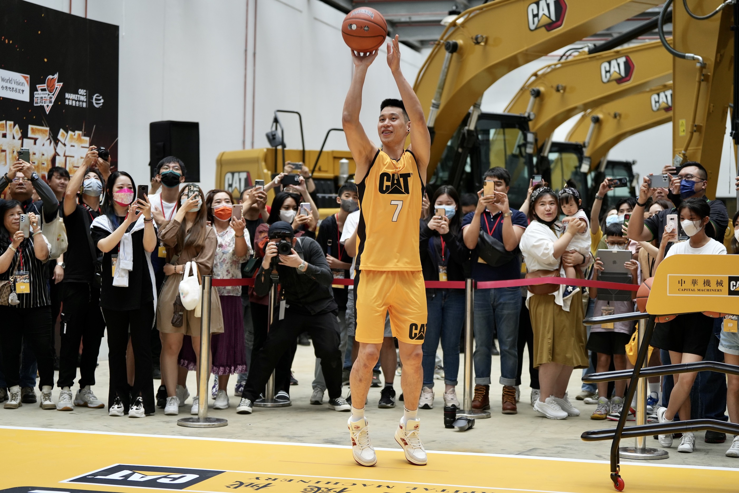 林書豪現身公益活動 中華機械捐款支持世界展望會 - TSNA體育新聞團隊