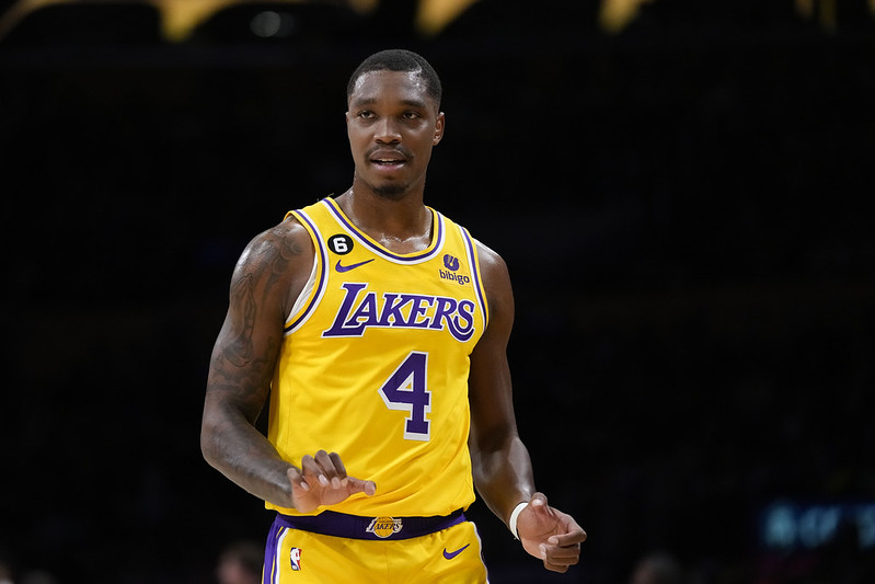 Walker末節殺出扮奇兵助湖人搶聽牌 James：沒有他今晚不會贏 - TSNA體育新聞團隊