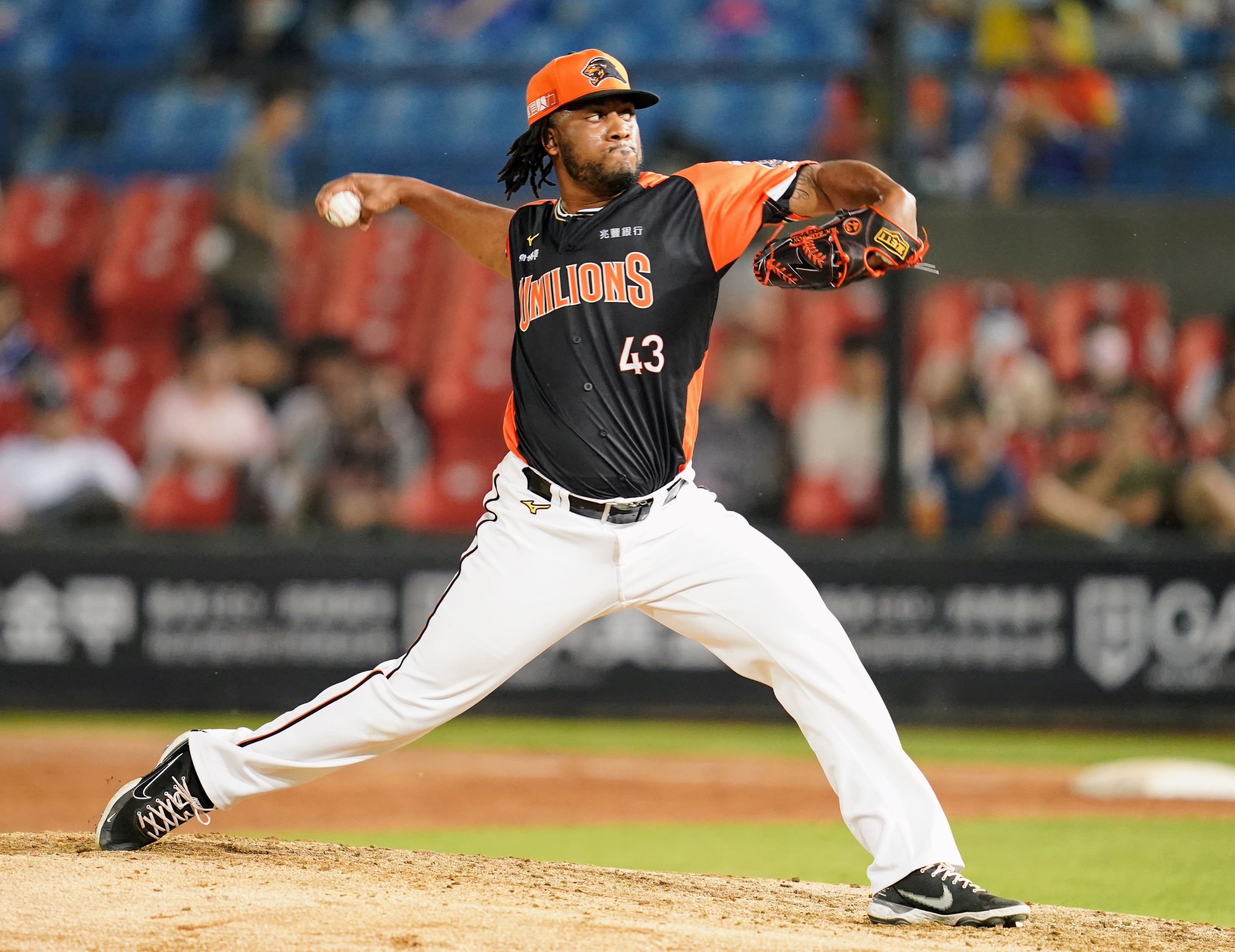 統一獅率先20勝獨居第1 樂天桃猿5連敗成本季中職第1隊 - TSNA體育新聞團隊