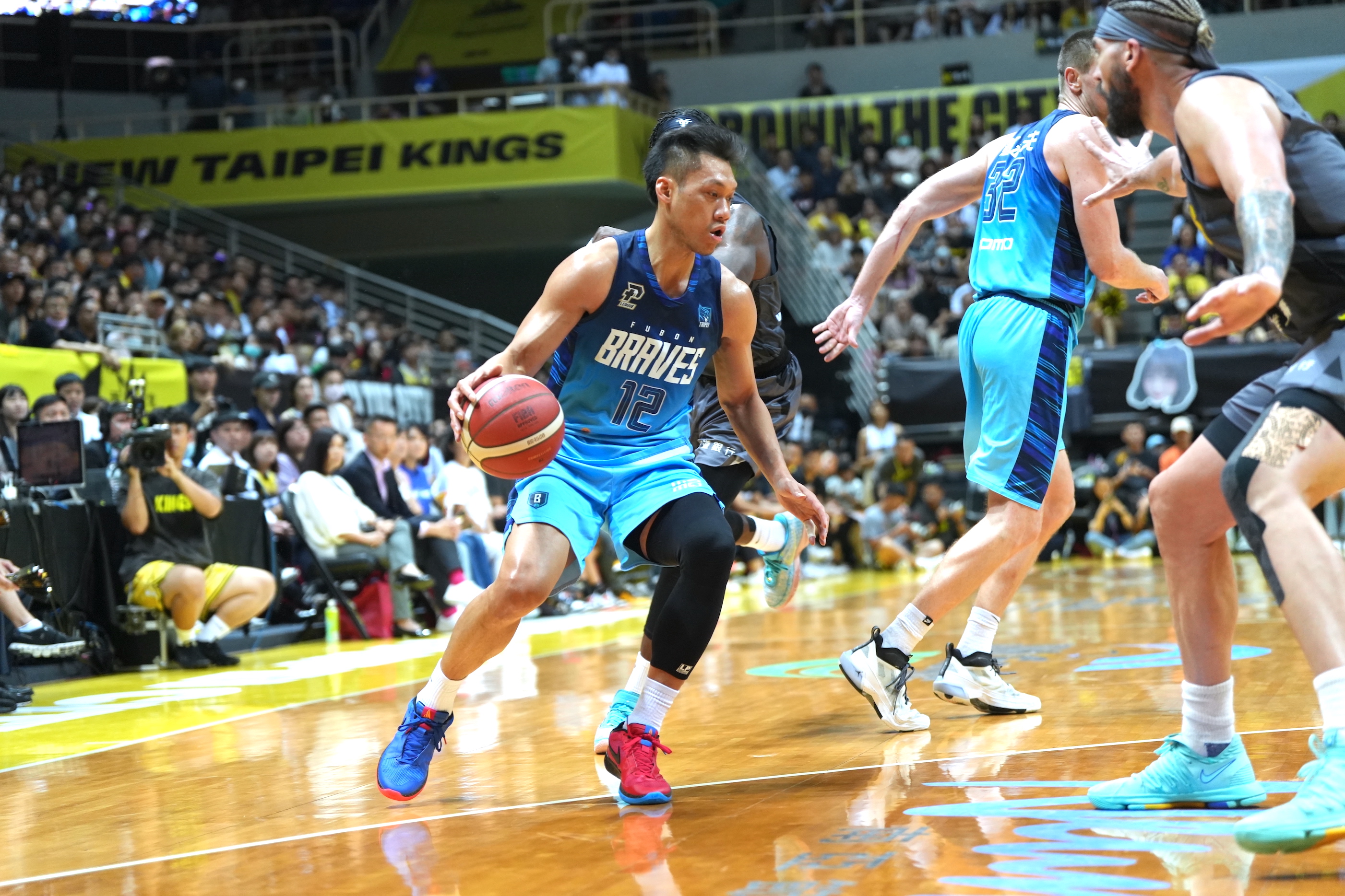 林志傑半場0分 勇士半場3分落後國王 - TSNA體育新聞團隊