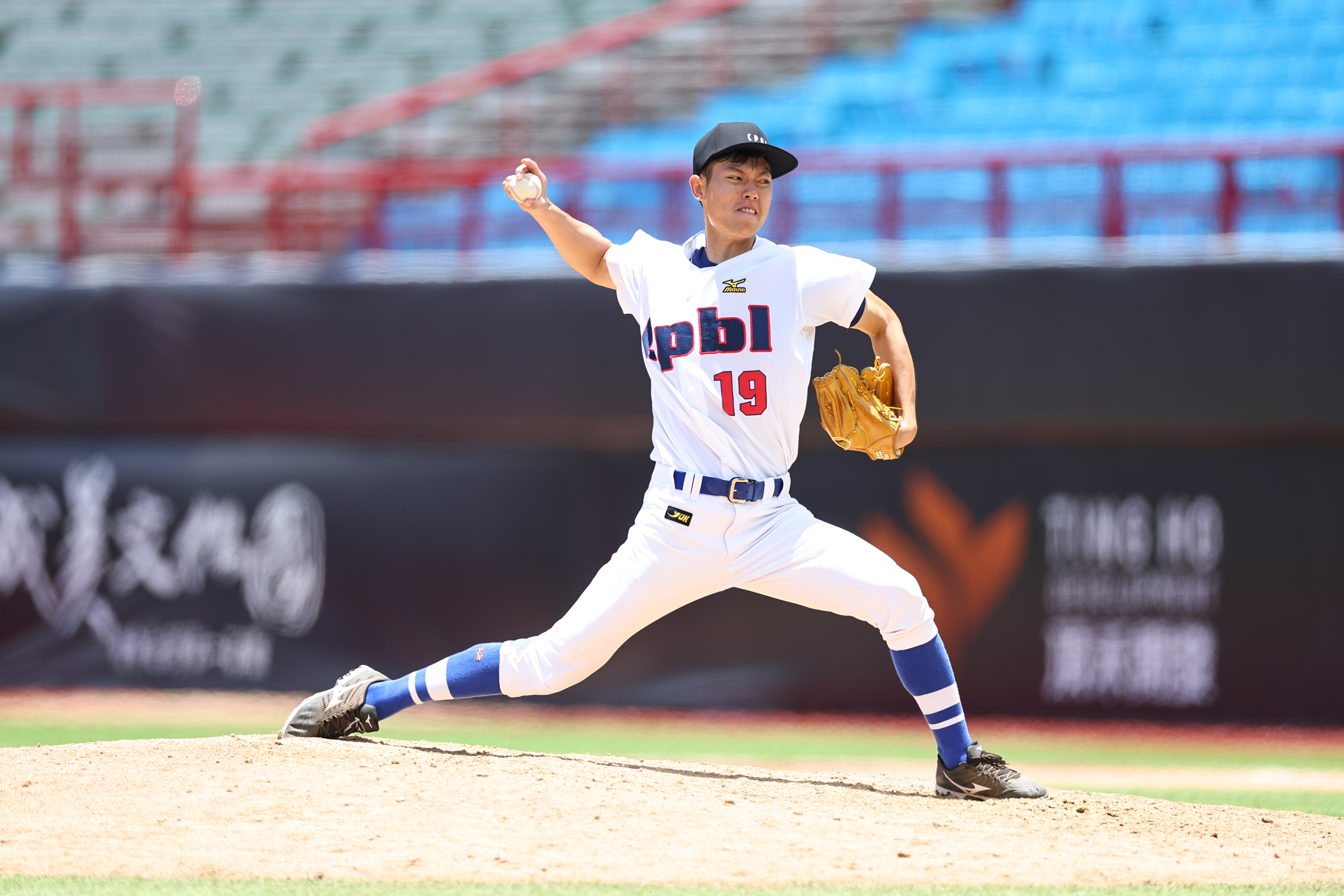 20歲林睿杰治好投球失憶症拚職棒 靠打排球催出最速152公里 - TSNA體育新聞團隊