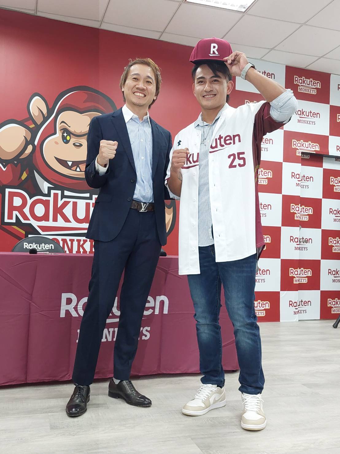 林子偉簽2年4.5的月合約 總額達3100萬成為桃猿「薪一哥」 - TSNA體育新聞團隊