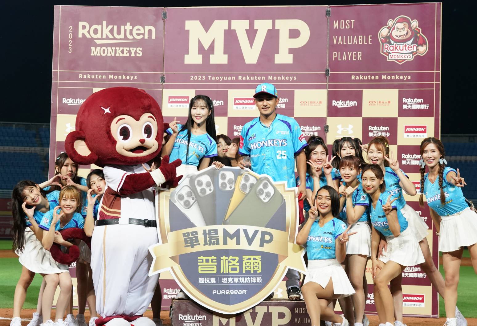 首度登上主場MVP獎台不習慣 林子偉棒打肯特：打出去對他笑了一下 - TSNA體育新聞團隊