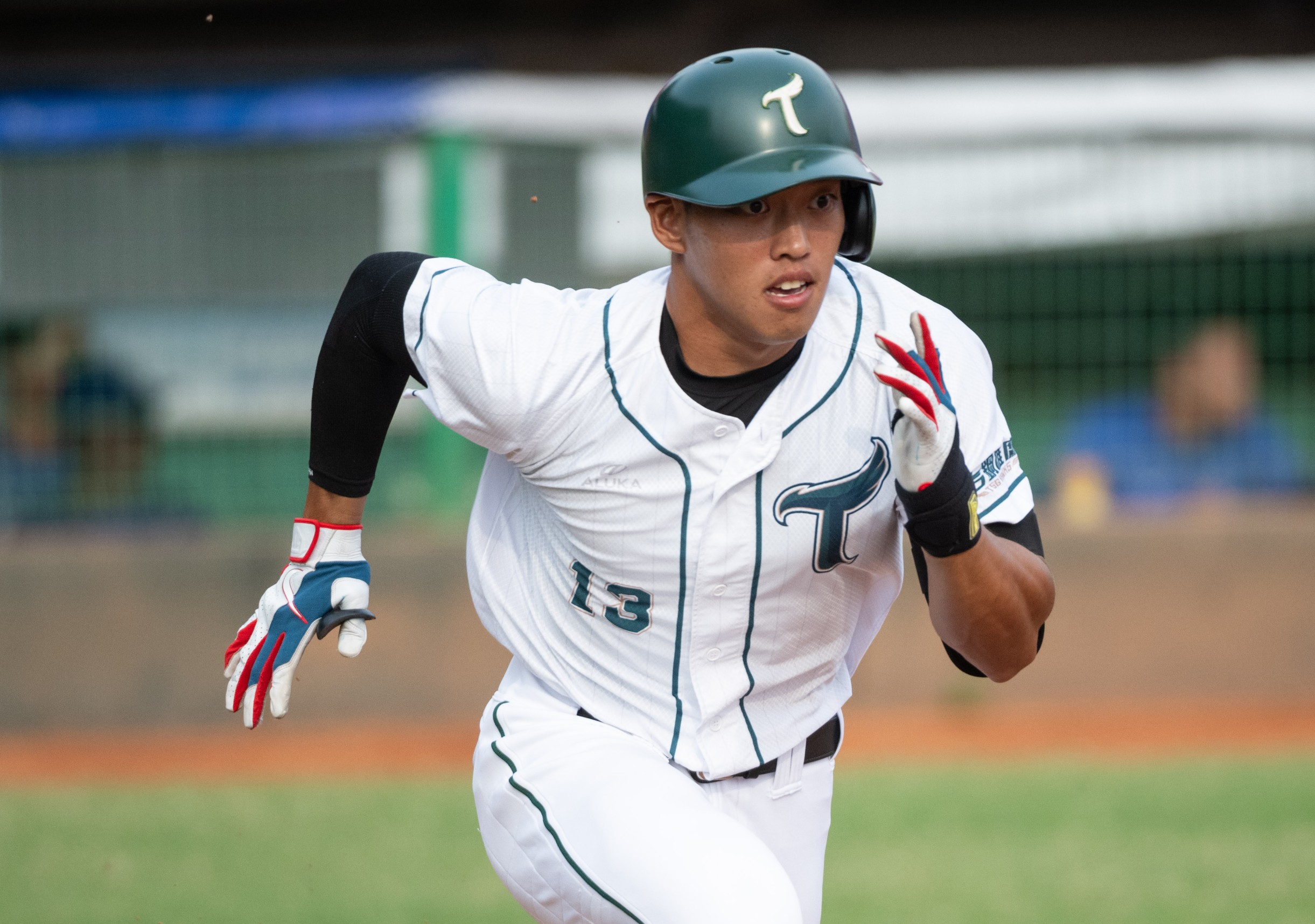 季末好手感延續到冠軍戰 台鋼孫易伸獲洪總讚MVP - TSNA體育新聞團隊