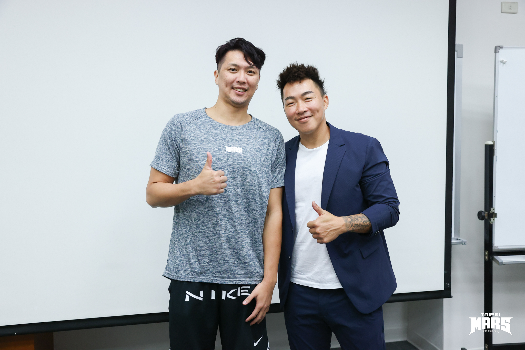 邀郭泓志分享 台新戰神化身粉絲 - TSNA體育新聞團隊