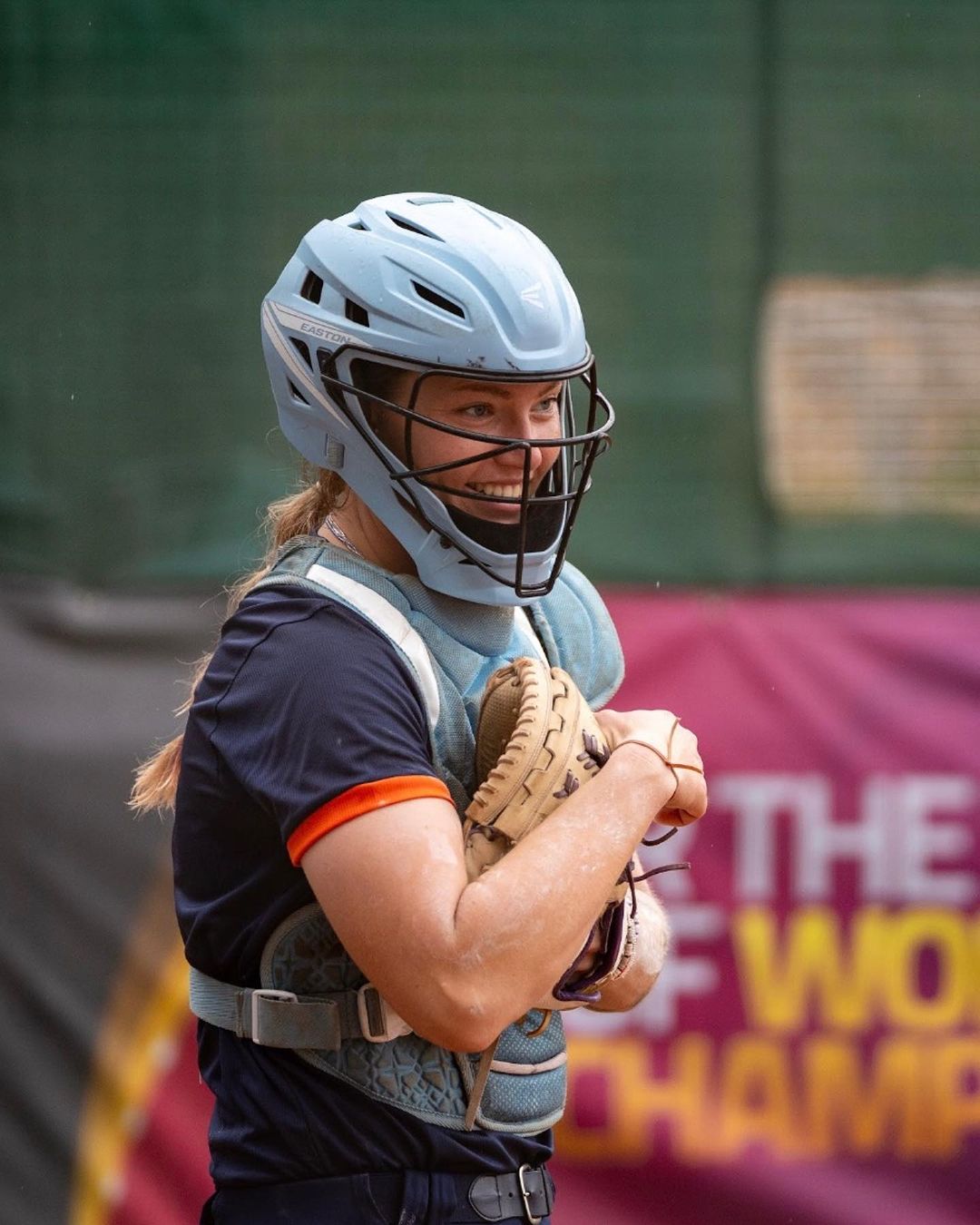 新洋捕Laura延長賽致勝一擊 凱撒系列賽1比1追平黃蜂 - TSNA體育新聞團隊